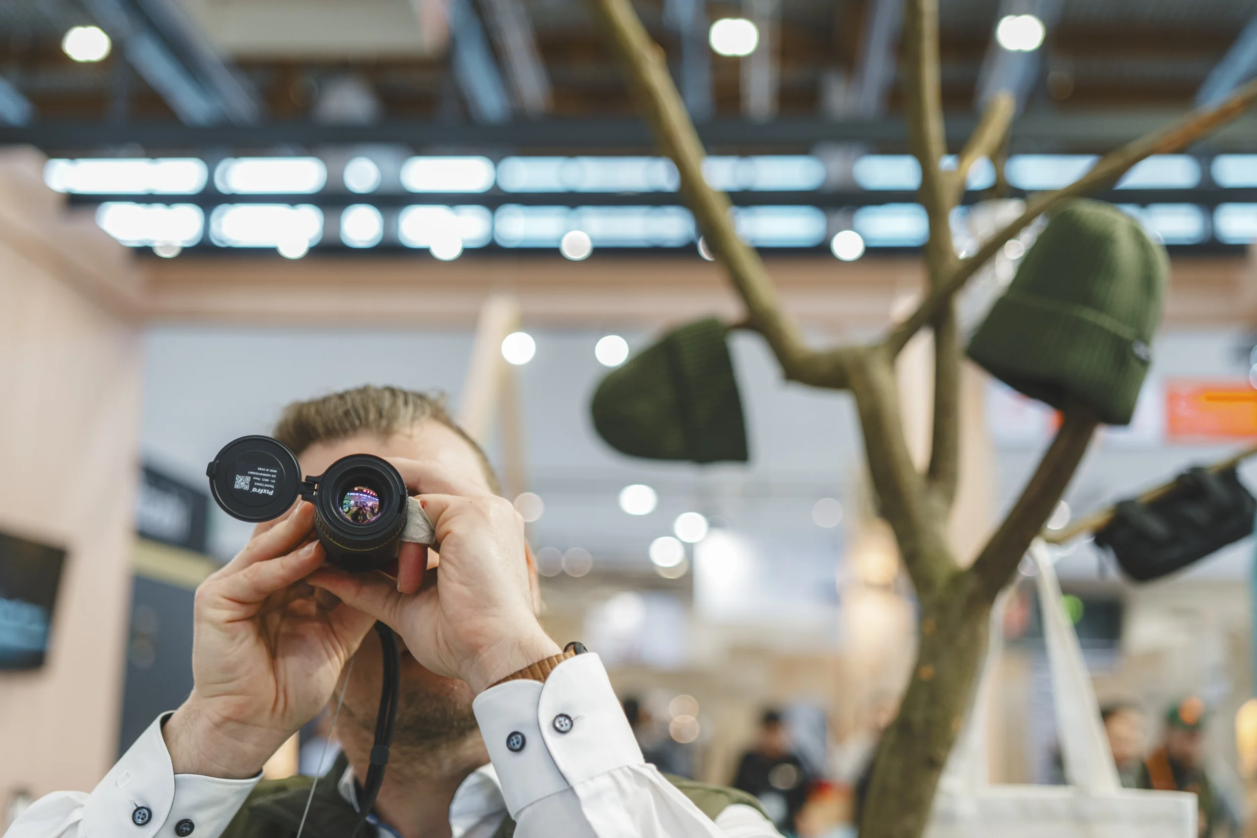 IWA OUTDOORCLASSICS 2025. FOCUS OP HARDWARE EN IN- EN VERKOOP ...